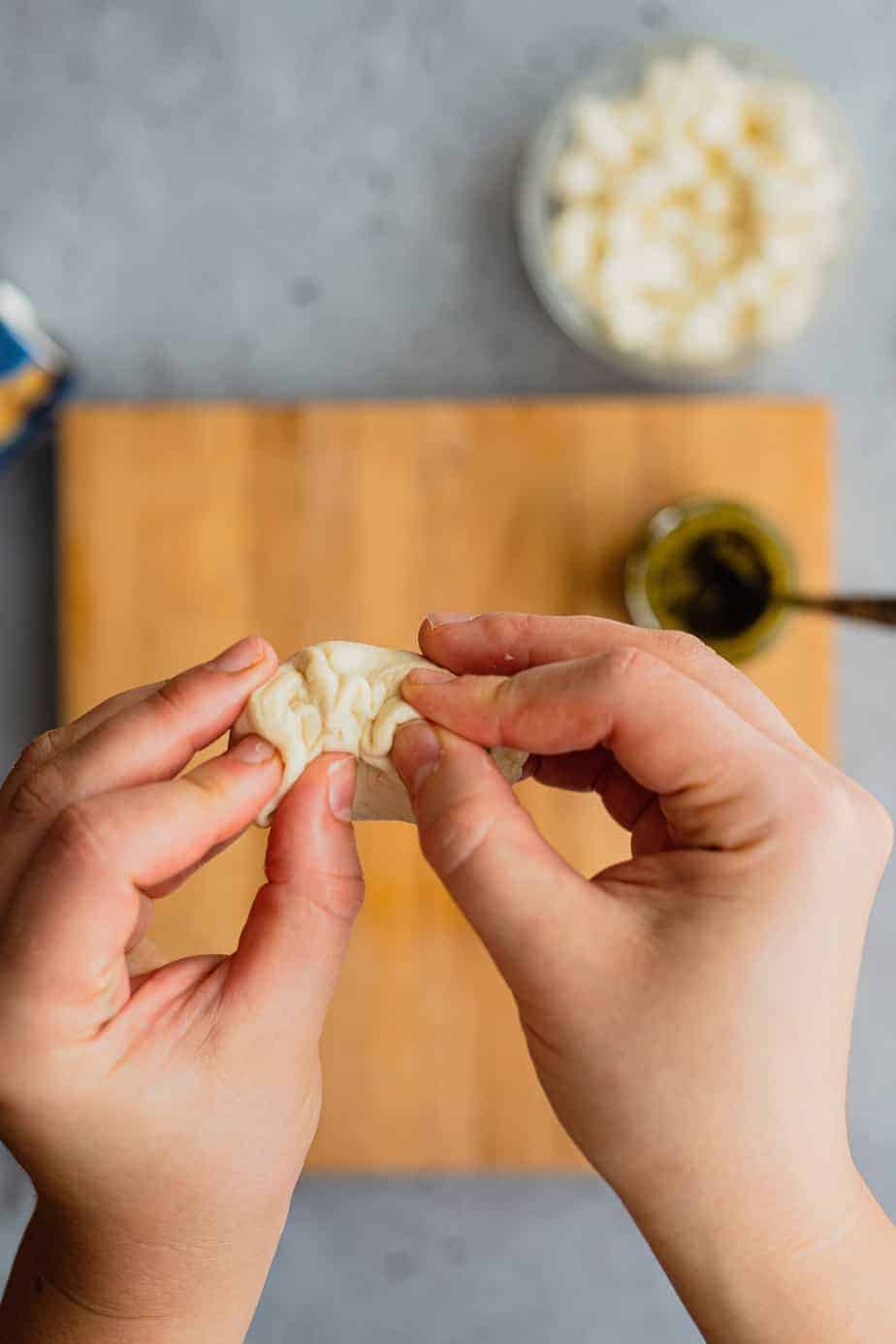 Pull Apart Bread Wreath (using canned biscuit dough) - Midwest Nice