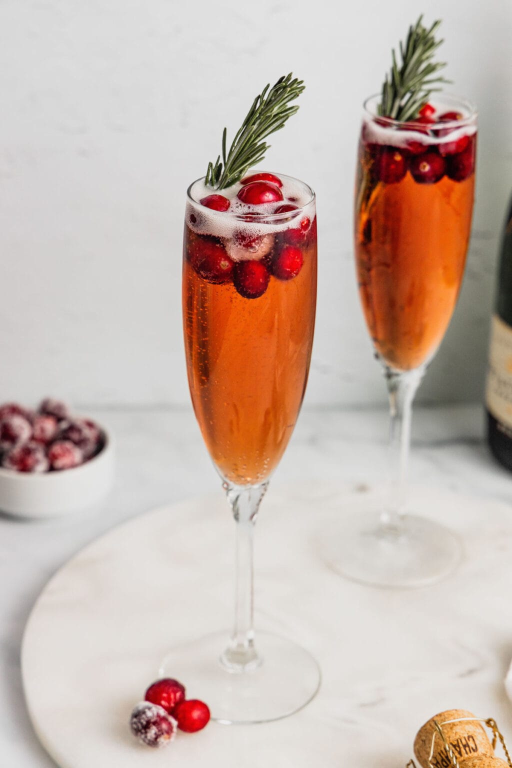 Poinsettia Cocktail (Cranberry Juice & Champagne) | Midwest Nice