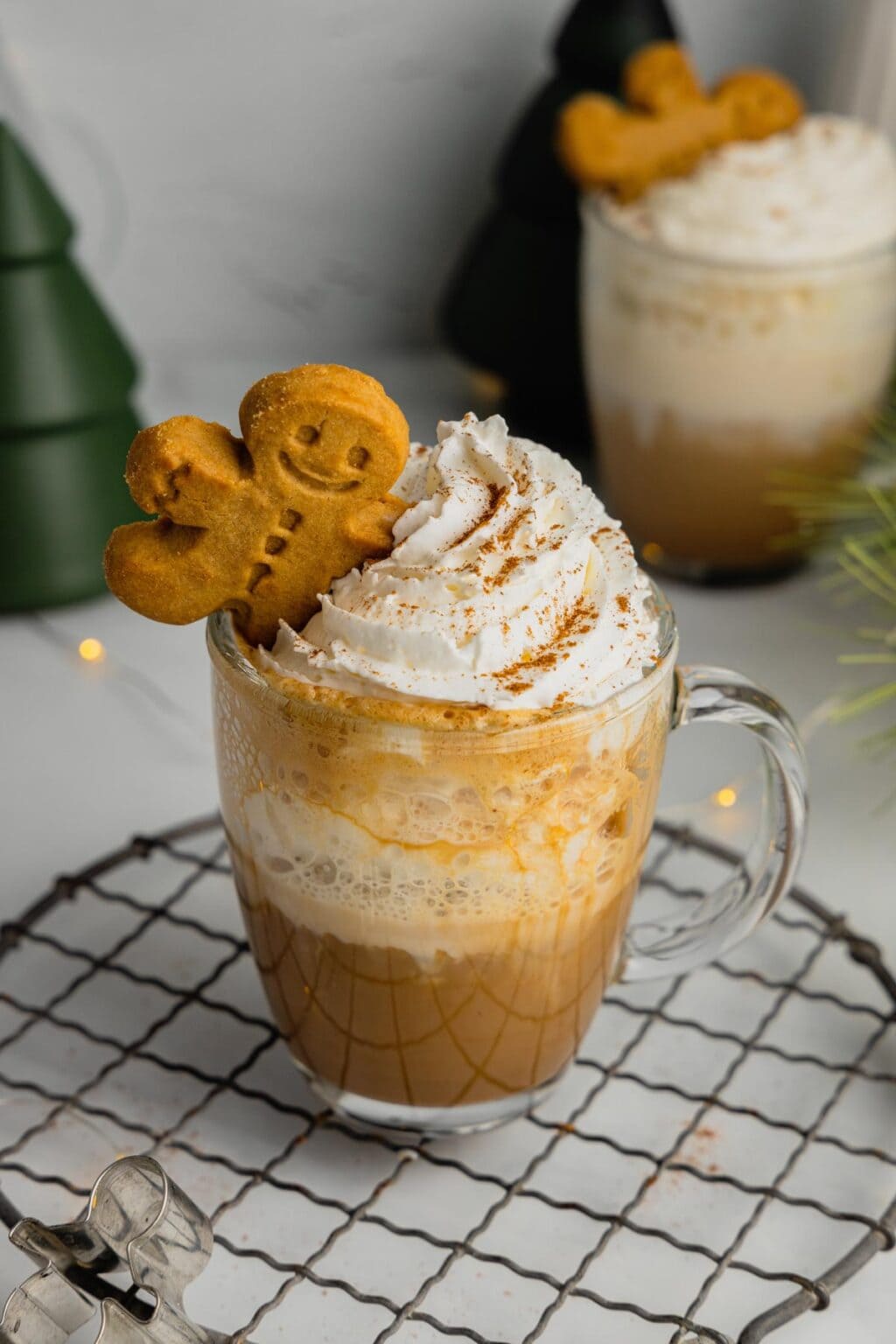 Homemade Gingerbread Latte (Starbucks Copycat!) - Midwest Nice
