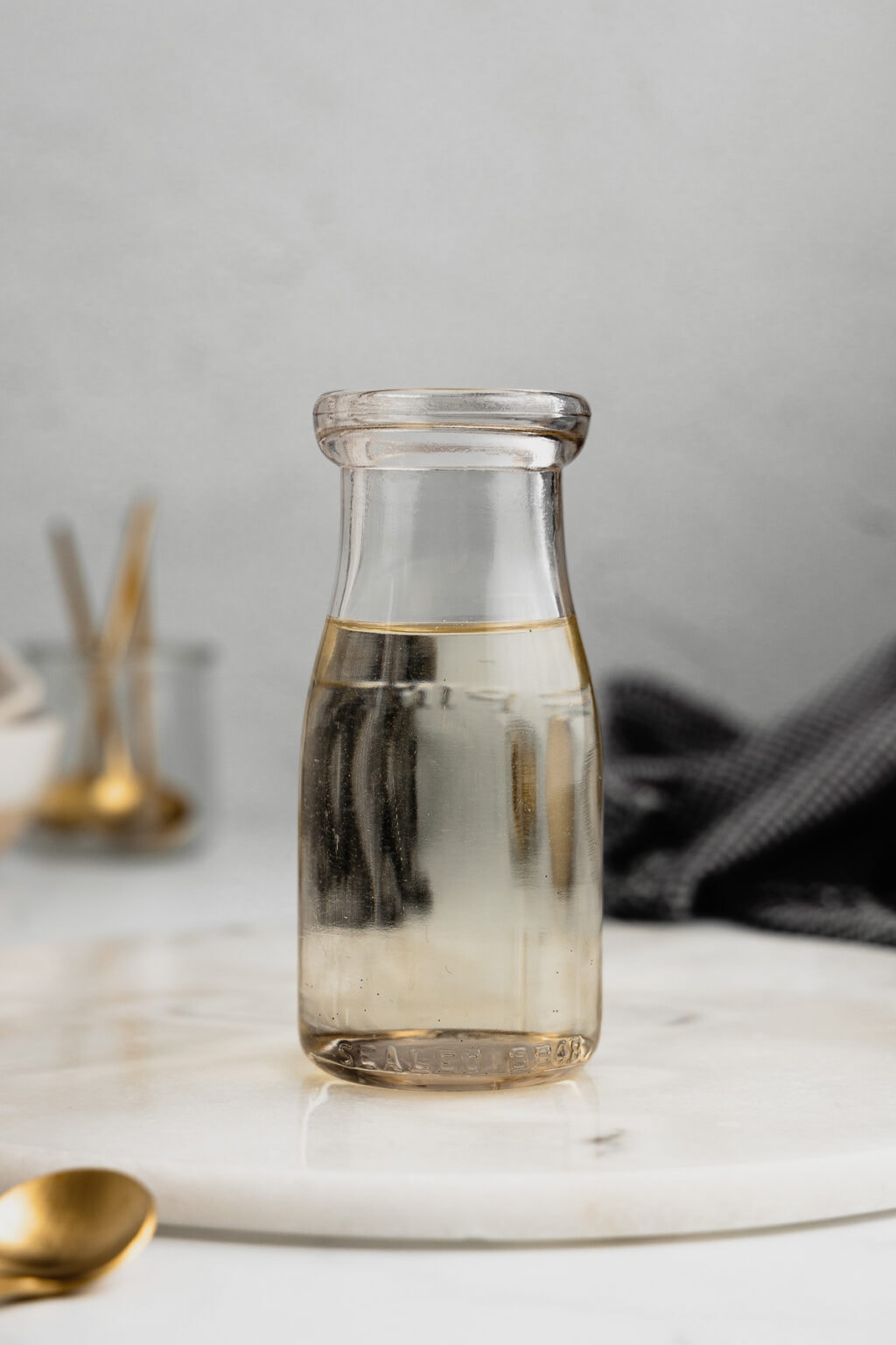 5 Minute Simple Syrup Recipe (Great for drinks!) - Midwest Nice