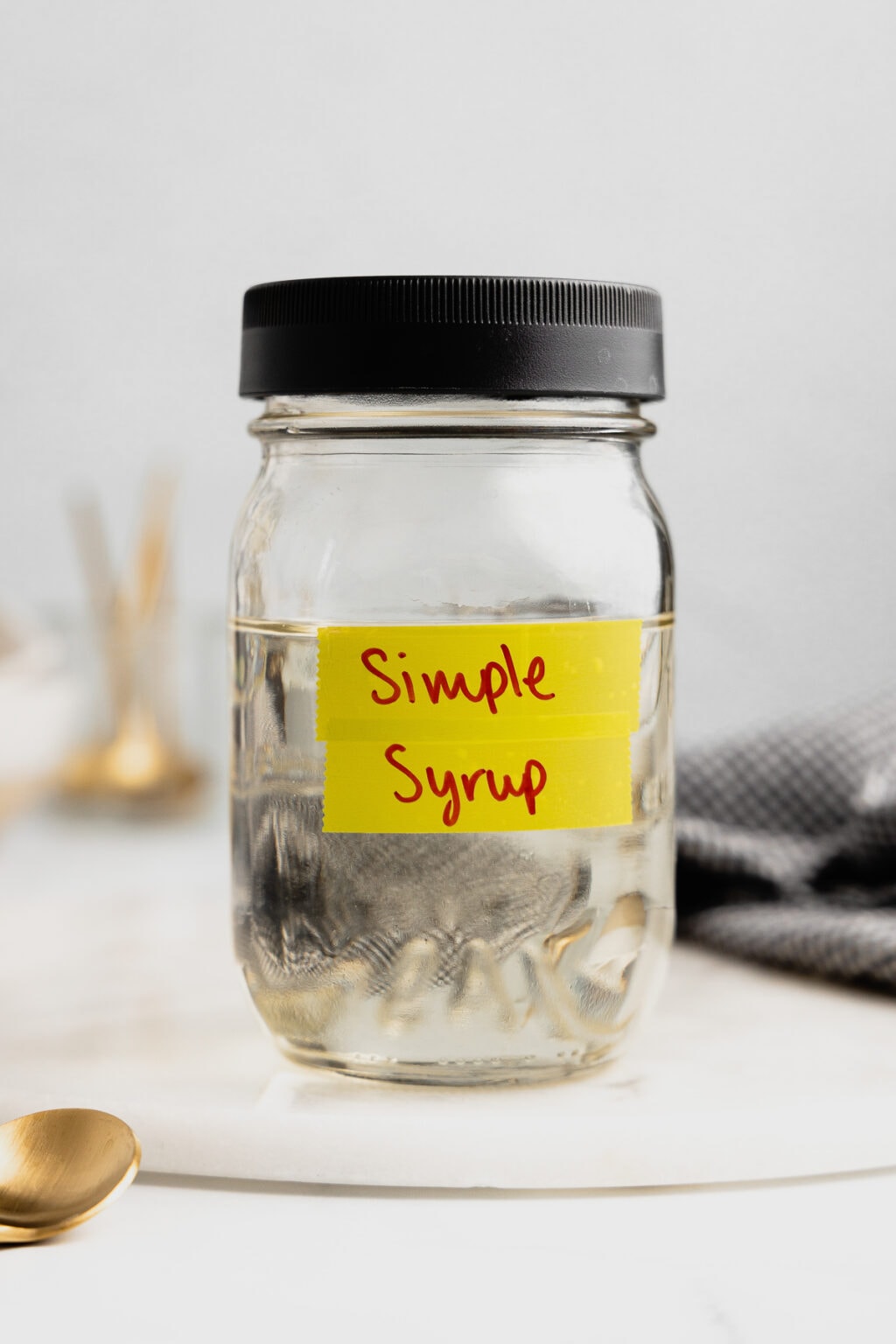5 Minute Simple Syrup Recipe (Great for drinks!) - Midwest Nice