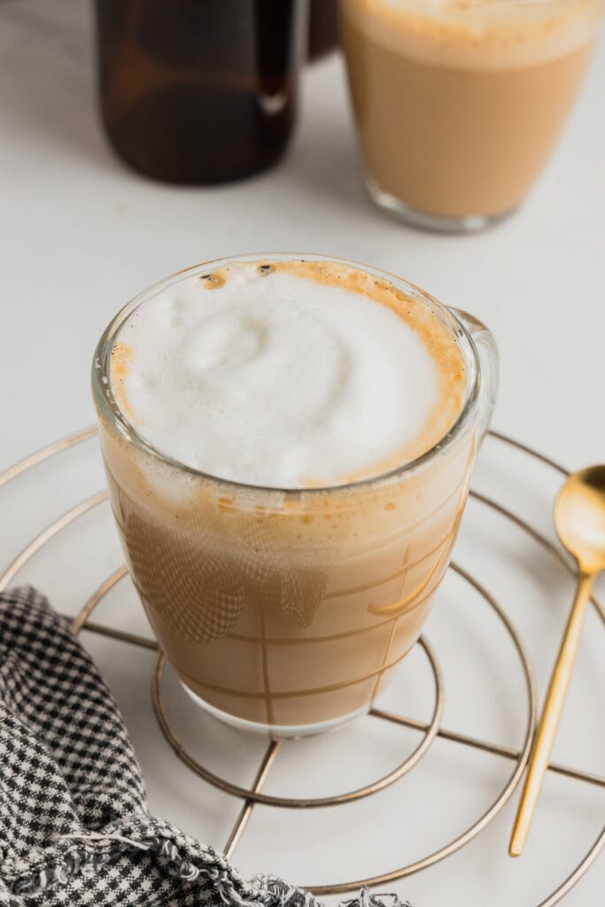 5 Minute Vanilla Latte Recipe - Midwest Nice