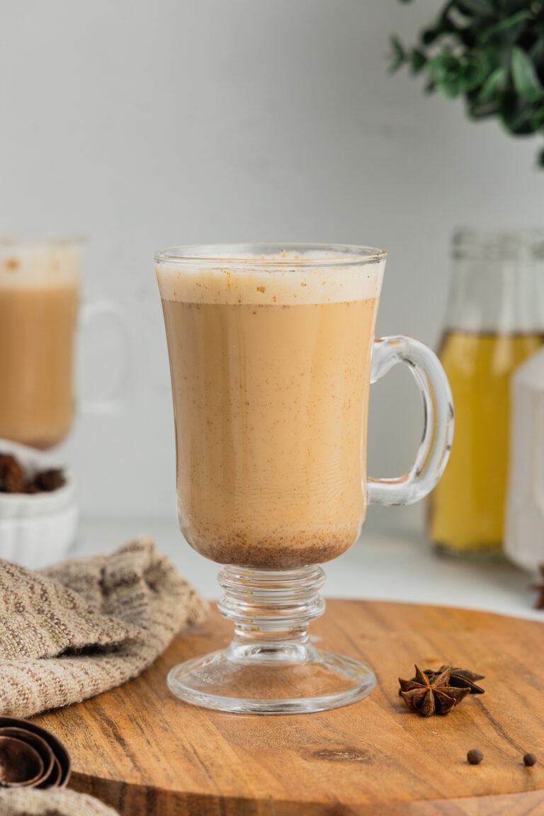 Hot Vanilla Chai Latte (Using Chai Concentrate) - Midwest Nice