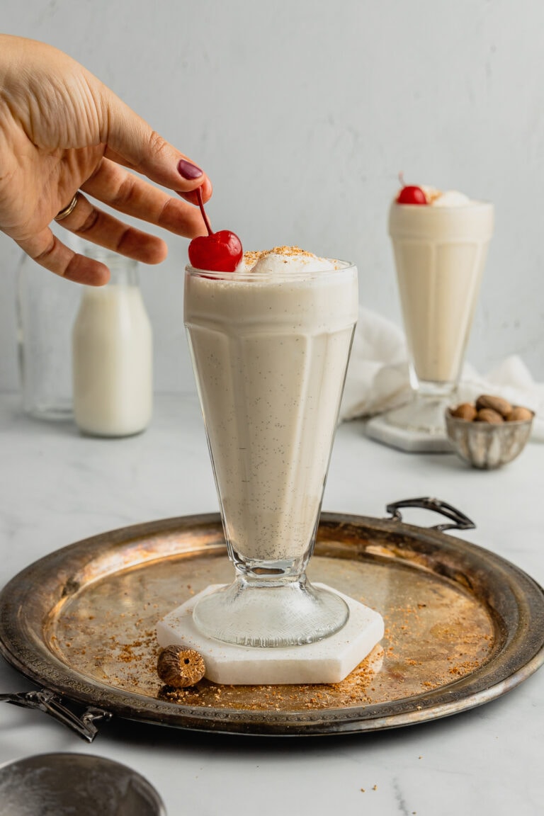 Ice Cream Brandy Alexander (Wisconsin Supper Club Recipe!) - Midwest Nice