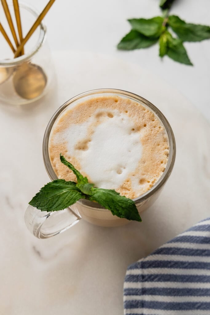 3 Ingredient Peppermint Latte - Midwest Nice