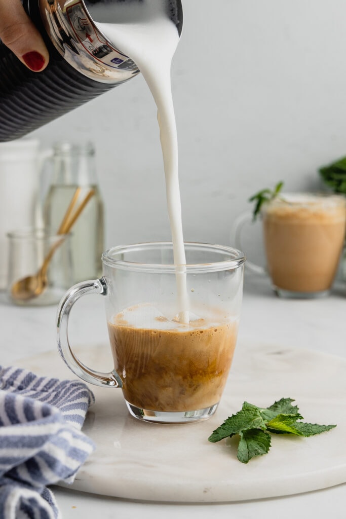 3 Ingredient Peppermint Latte - Midwest Nice