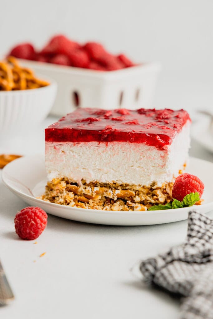 Raspberry Jello Pretzel Salad (using fresh or frozen berries) - Midwest ...
