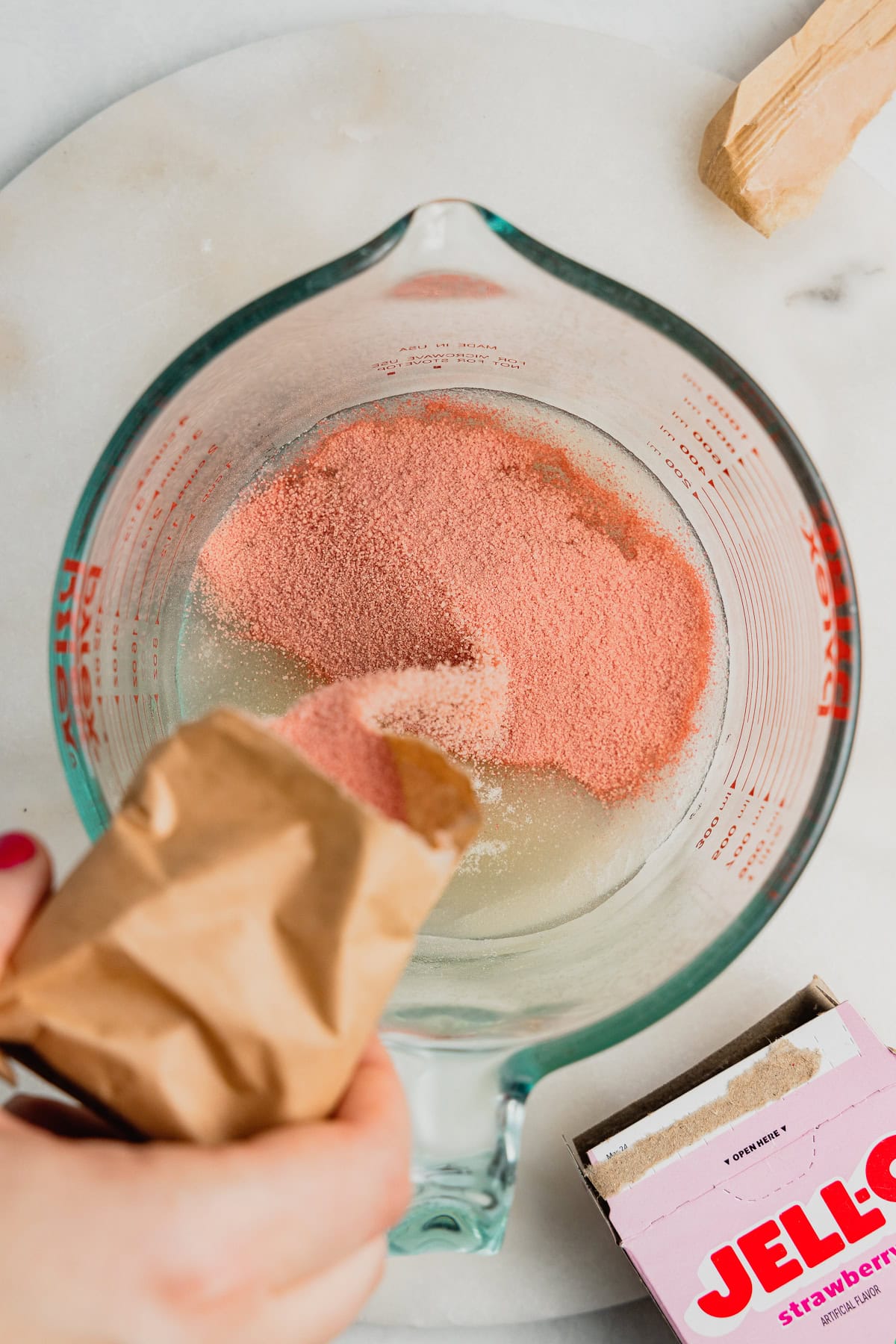 Strawberry Rosé Jello Shots (3 Ingredients!) - Midwest Nice