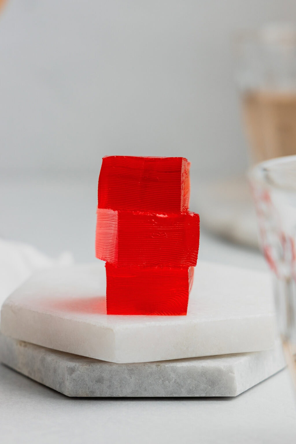 Strawberry Rosé Jello Shots (3 Ingredients!) - Midwest Nice