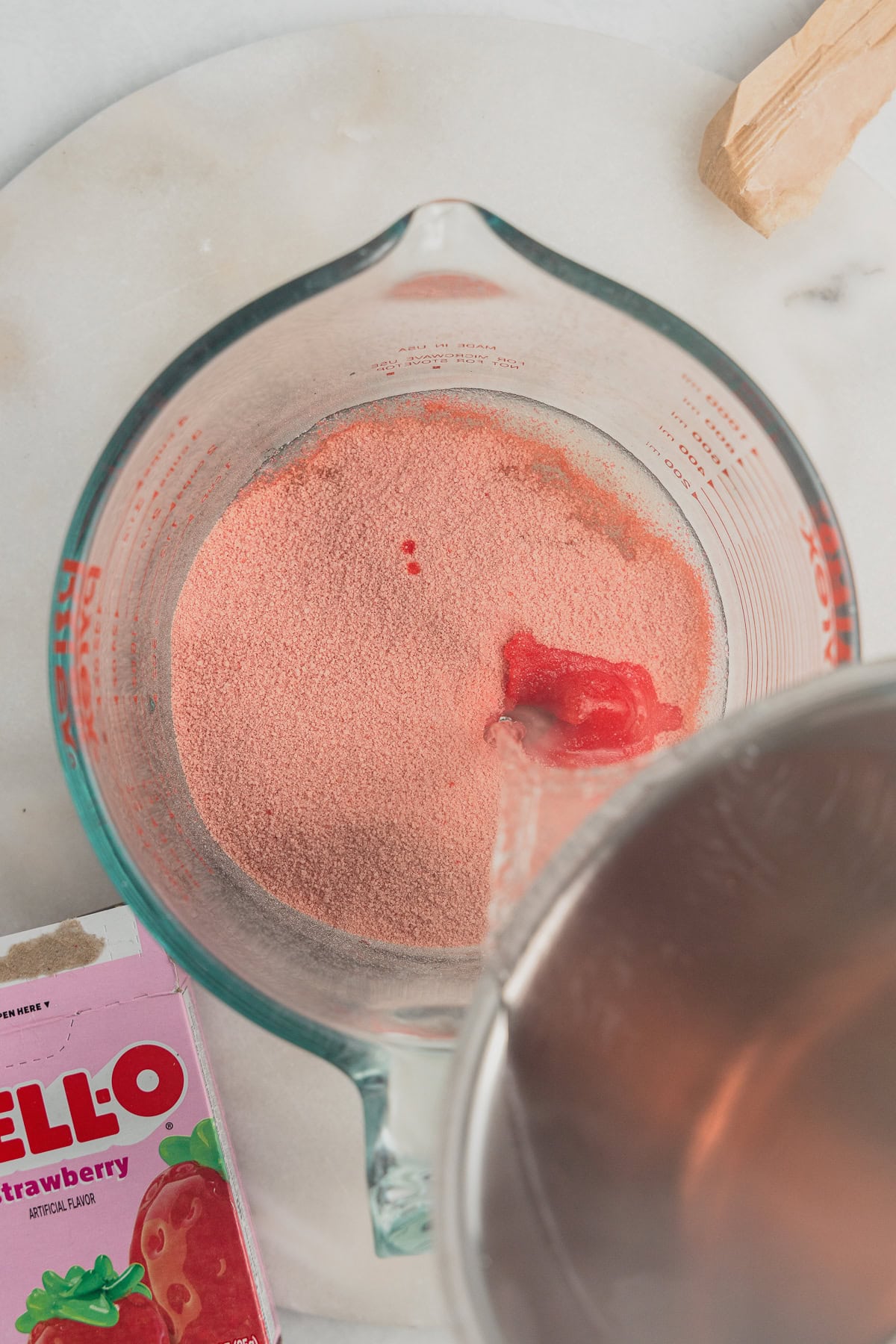 Strawberry Rosé Jello Shots (3 Ingredients!) - Midwest Nice